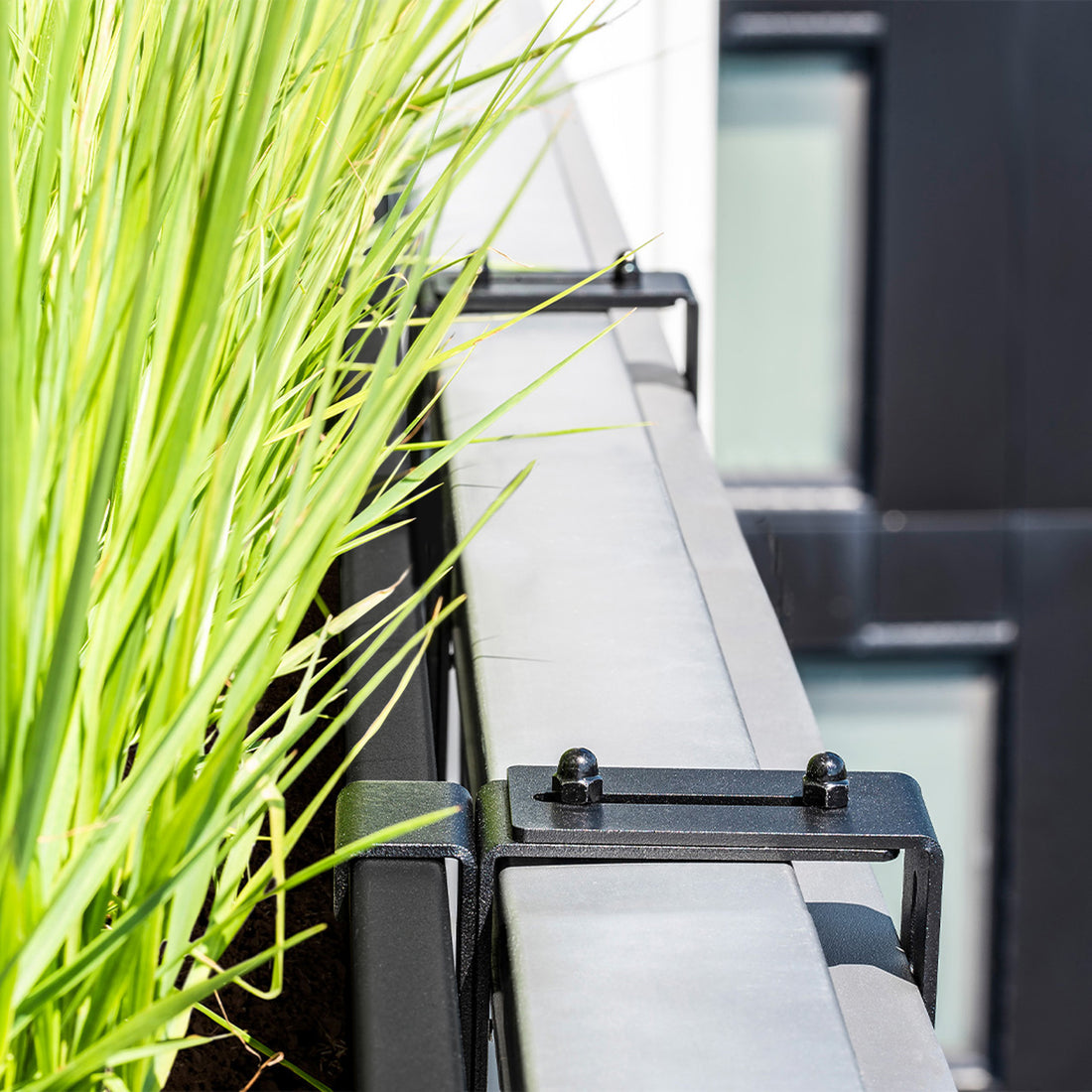 block railing planter– Veradek