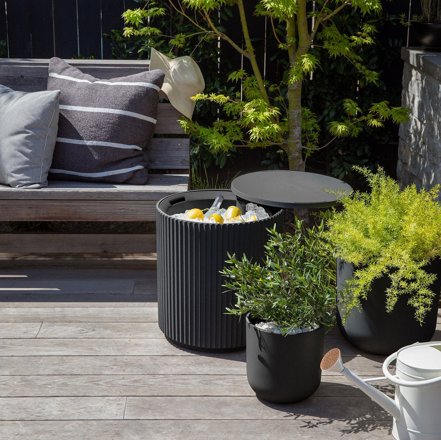 demi chill side table– Veradek